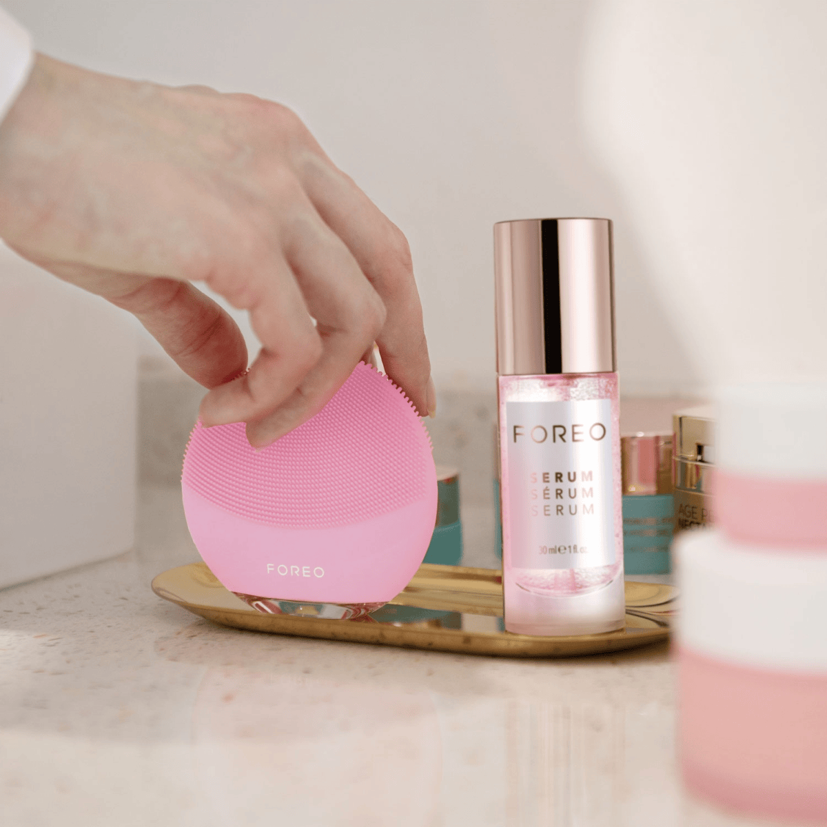Foreo LUNA 4 mini Pearl Pink • Hautpflege & Reinigung • haar-shop.ch