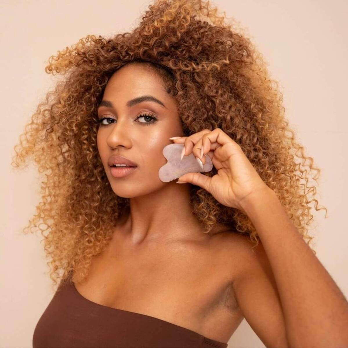 VBEAUTY • Gua Sha Rose Quartz