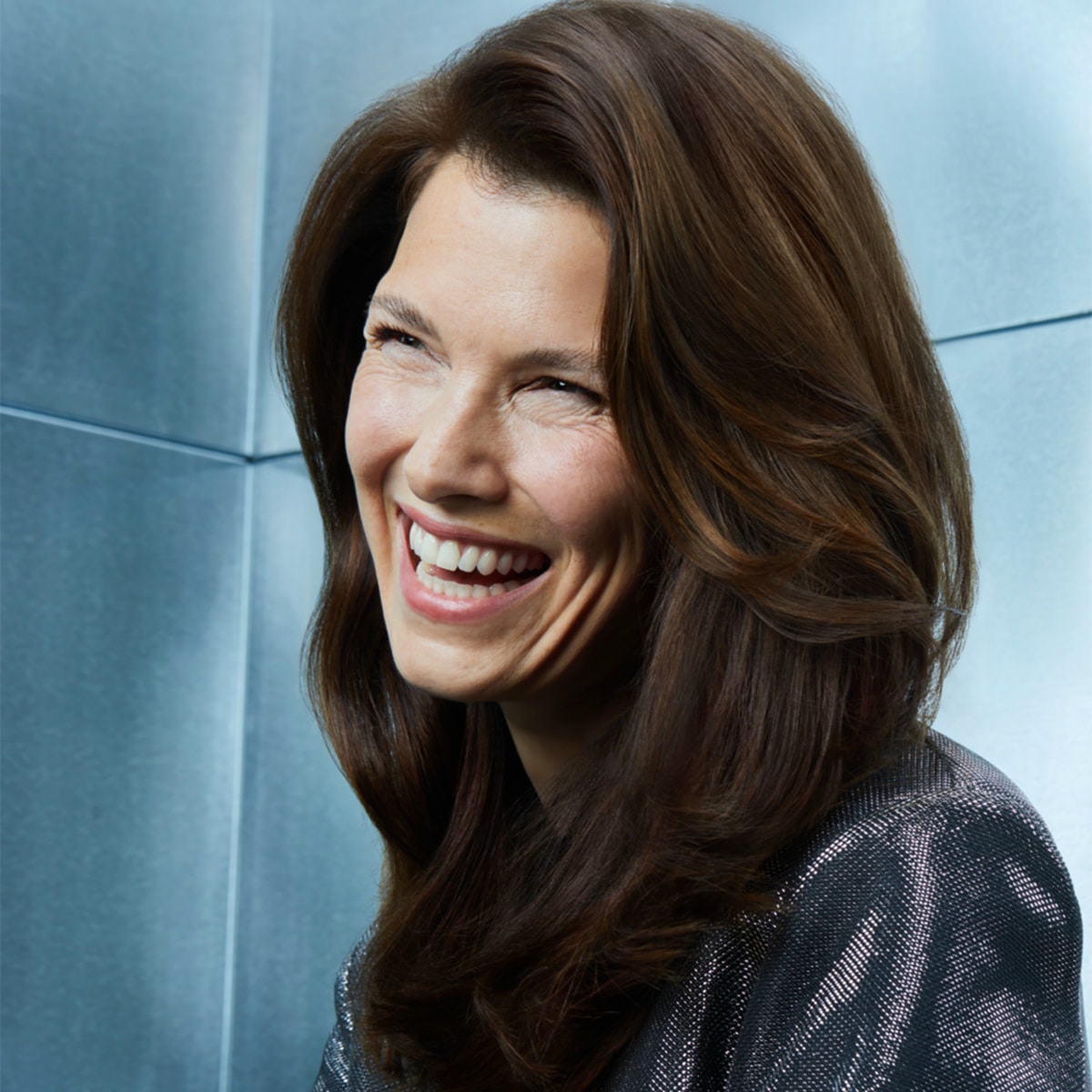 NIVEA Ultra Strong Styling Spray