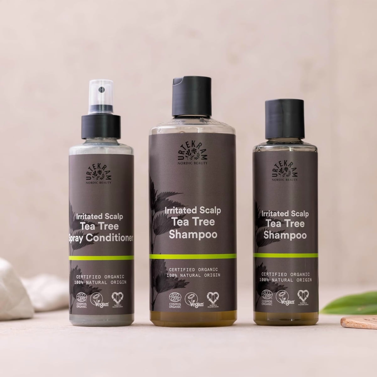 Urtekram • Tea Tree Shampoo - Irritated Scalp • haar-shop.ch