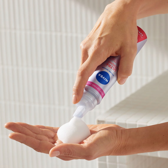 NIVEA • Mousse coiffante Ultra Strong 150 ml • haar-shop.ch