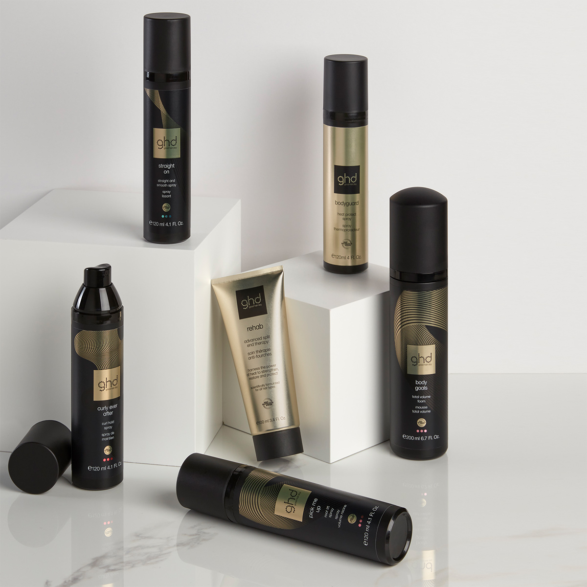 ghd • Prep Straight On - Straight & Smooth Spray 120 ml • haar-shop.ch