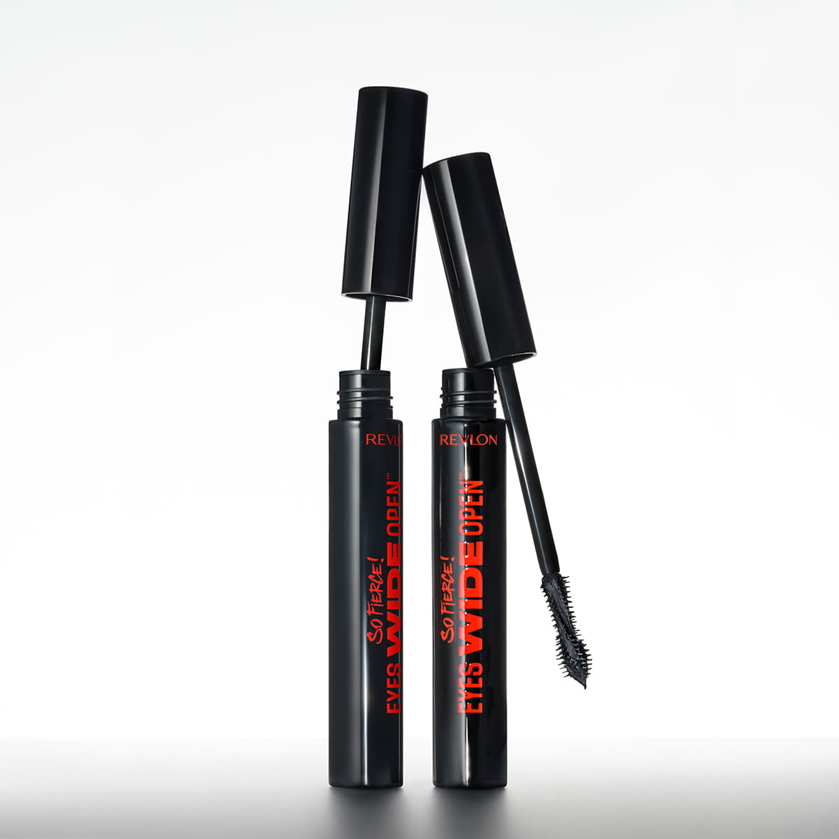 Revlon • Eyes Wide Open Mascara NWP - Blackest Black • haar-shop.ch