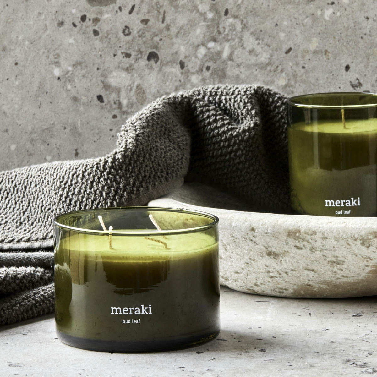 Meraki • Scented Candle - Oud Leaf 340 g • haar-shop.ch