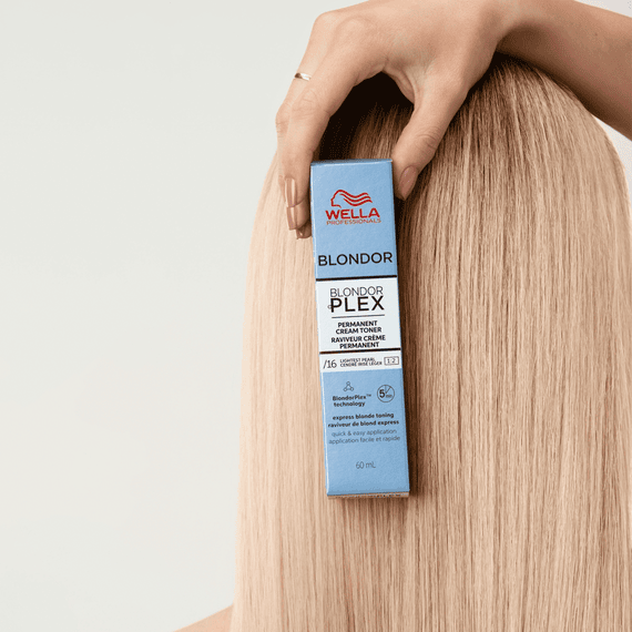 Wella Professionals • Plex Cream Toner /86 Cool Booster • haar-shop.ch