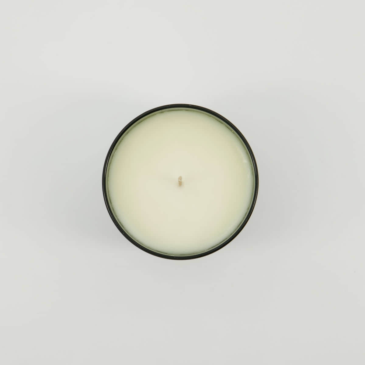Meraki • Scented Candle - Oud Leaf 200 g • haar-shop.ch