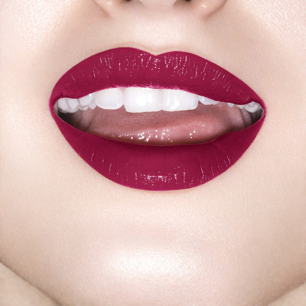 Revlon Satin Ink Crown Jewels - Regal Ruby • haar-shop.ch