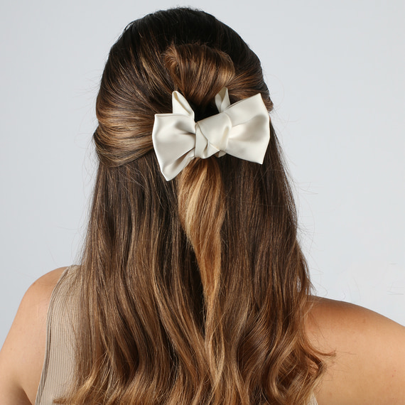 Trisa Accessoires • Masche auf Klemme • haar-shop.ch