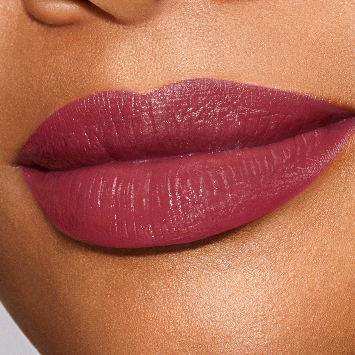 Pure Color Explicit Slick Shine Lip Stick