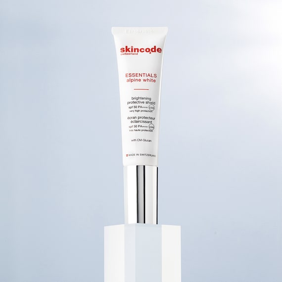 Skincode • Brightening Protective Shield SPF 50+
